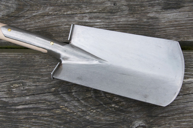 Digging spade – Great Dixter House and Gardens